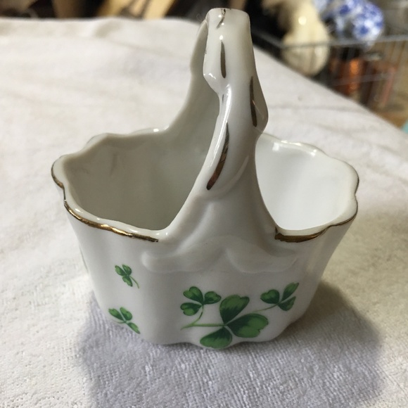 Lefton | Art | Lefton Trbol Mini Basket | Poshmark